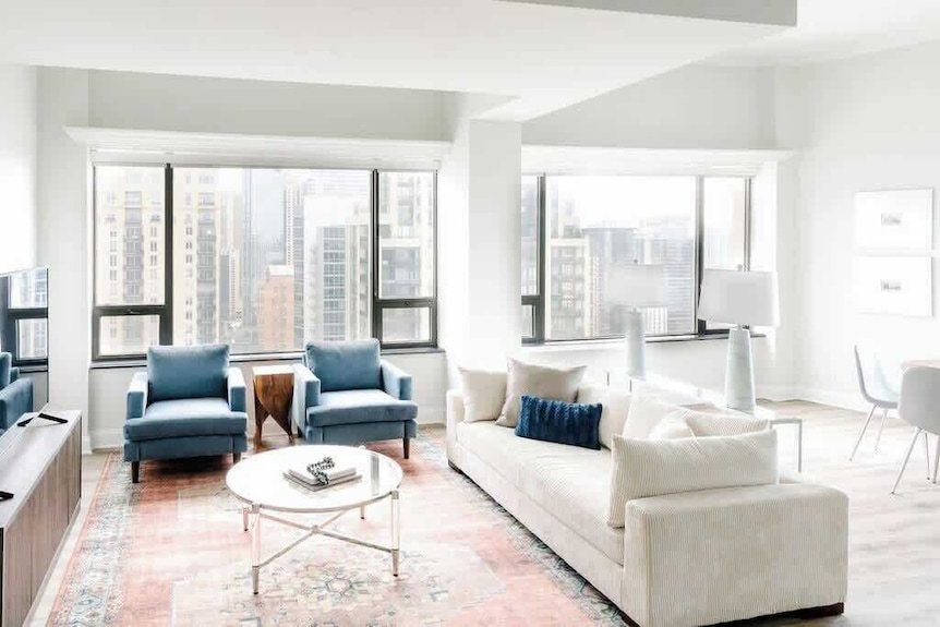 Luxury Designer Penthouse 3801 | Pool | Gold Coast - Edgewater Beach - Chicago