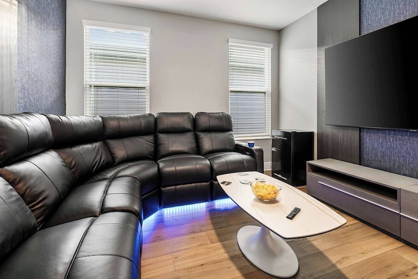 The Boundless | Fab I-drive Home W/ Unlimited Entertainment - In-house And Out! - Orlando, FL