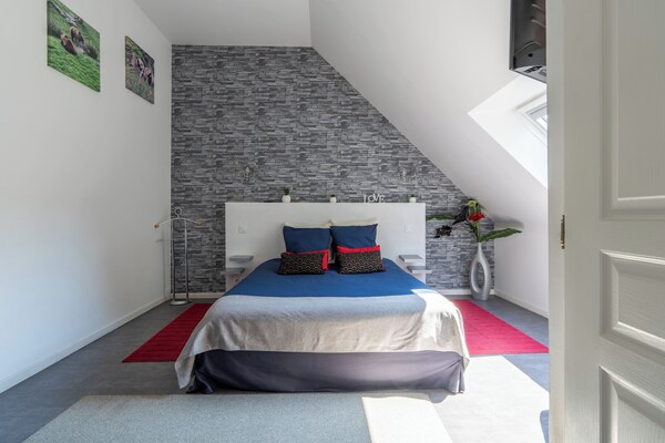 A 2 Pas D'azay - Indre-et-Loire