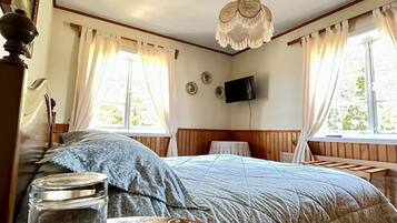 Quarto quádruplo família | 1 quarto, Wi-Fi de cortesia, roupa de cama