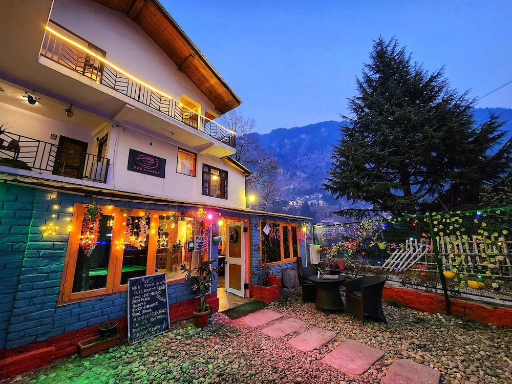 Page 3 - Riverside Rooms & Bar - Manali