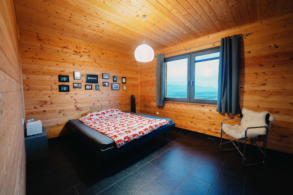 Slovenian Nature Hideaway With Unique Vistas. Pet-friendly - Eslovenia