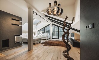 Suíte luxo | Cofres nos quartos, escrivaninha, quartos à prova de som