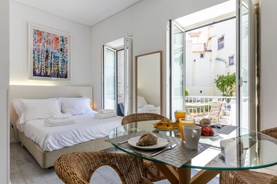 Portas do Céu Apartments