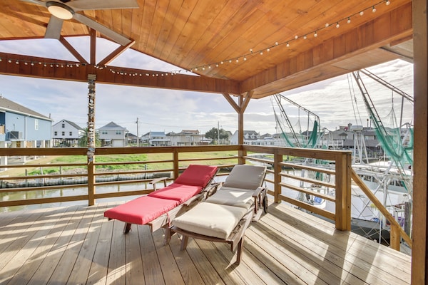 Private Dock, Lanai: Bayou Retreat In Barataria! - Lake Salvador, LA
