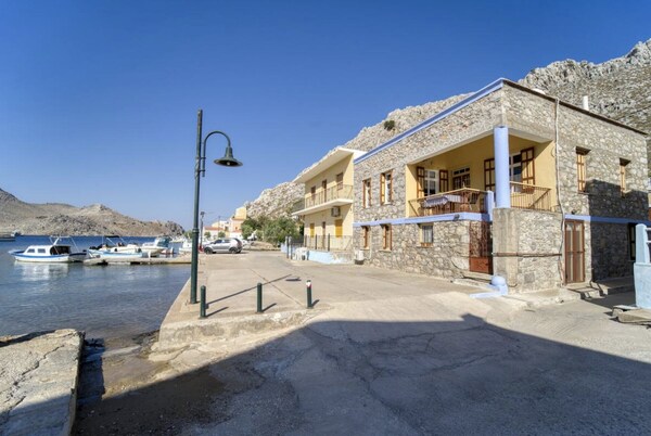 2islands Waterfront House - Symi