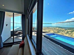 Penthouse, 1 quarto, piscina privativa, vista para o jardim | Minibar grátis, cofre no quarto, secretária 