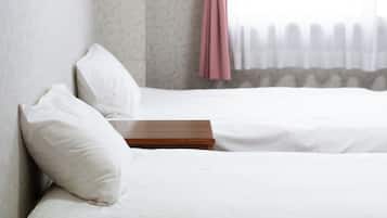 Quarto duplo básico | Wi-Fi de cortesia, roupa de cama