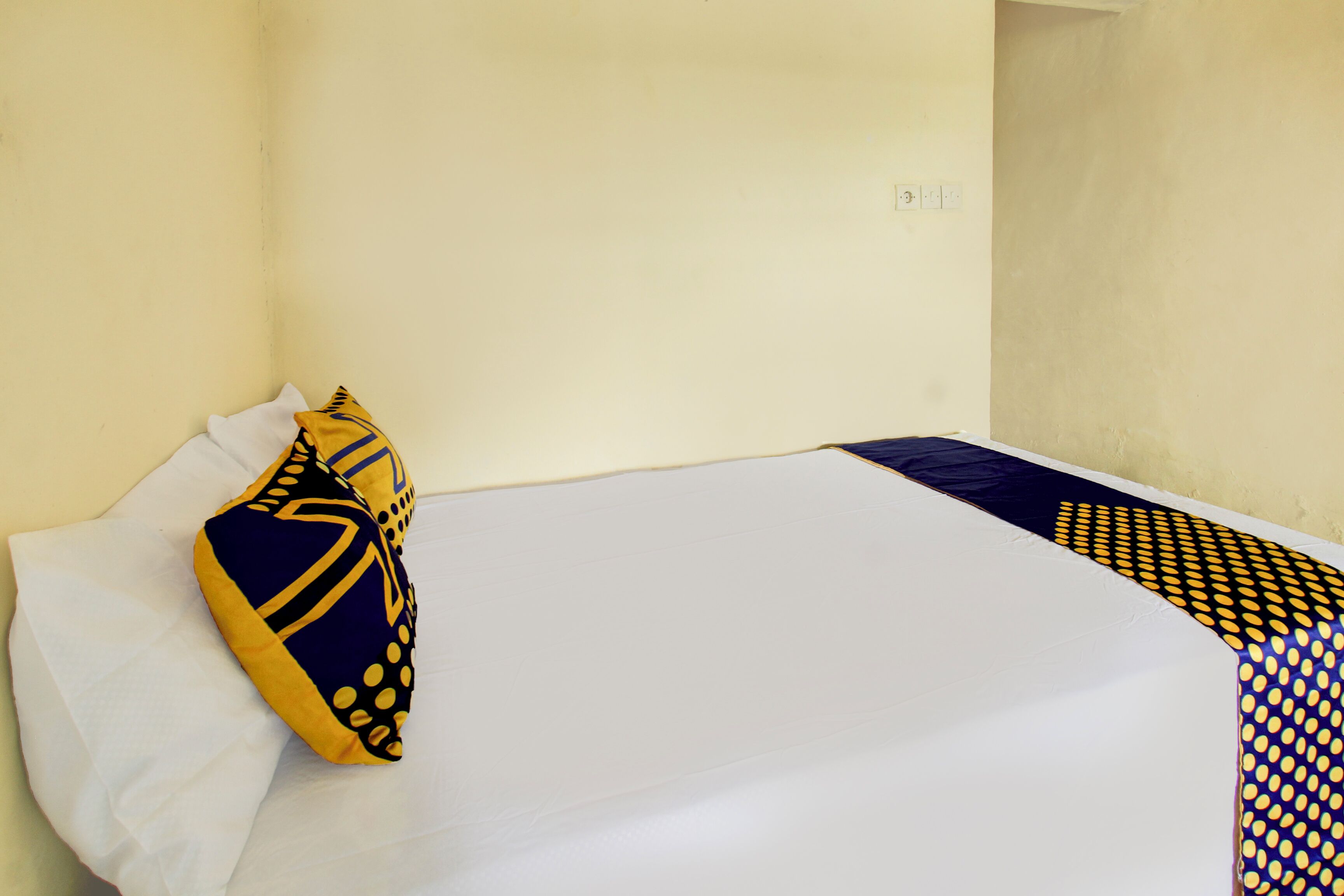 Quarto casal standard | Wi-Fi de cortesia, roupa de cama