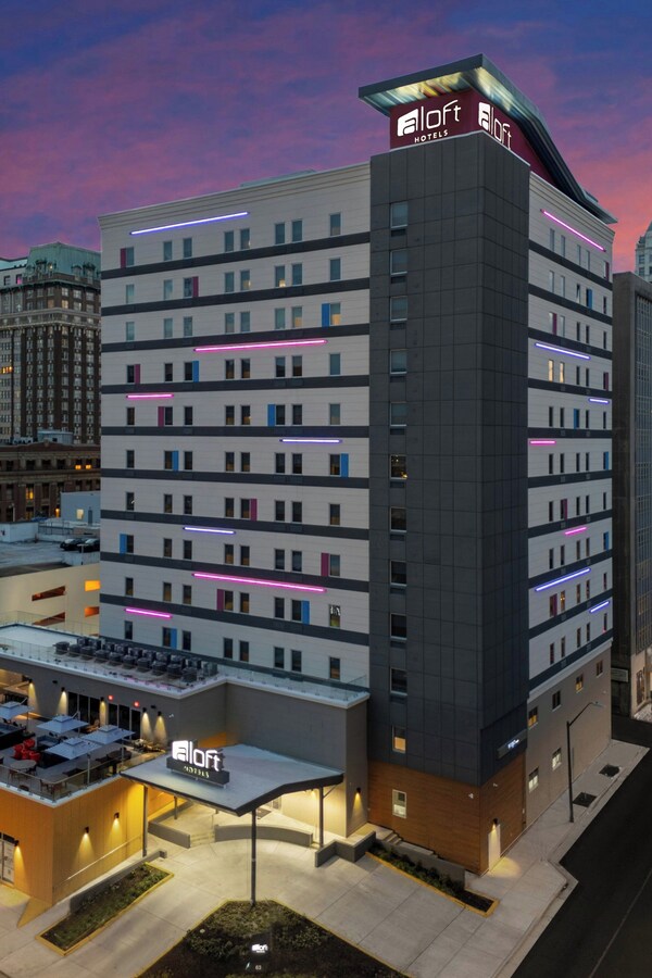 Aloft Memphis Downtown - Memphis, TN