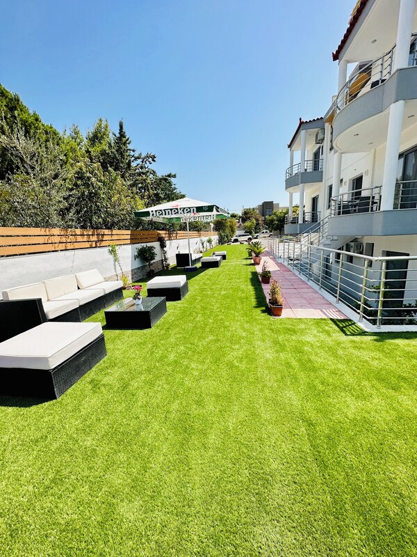 Sun Day Apartments - Эвбея