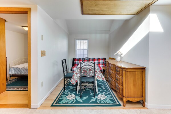 Charming Old Lyme Cottage, Steps To Private Beach! - Old Lyme, CT