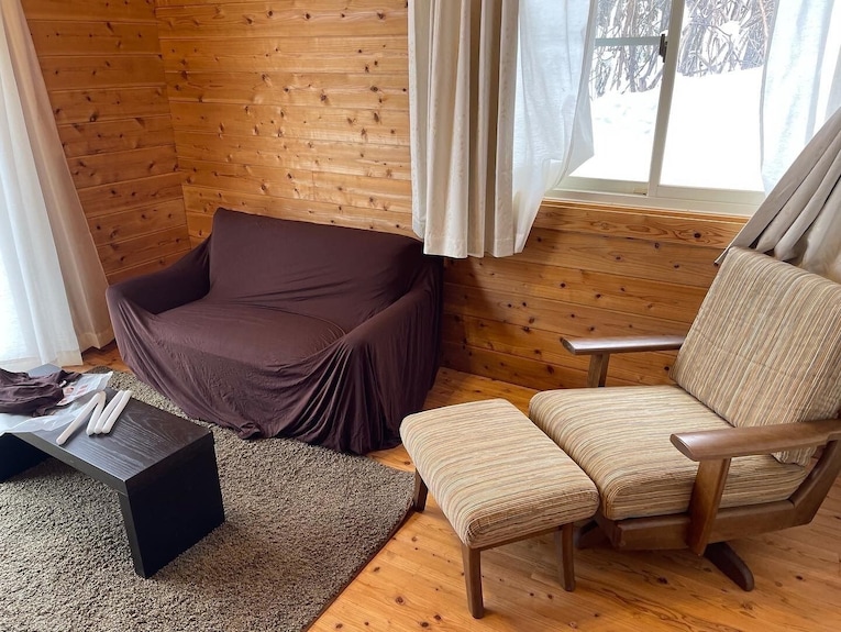 The Bedroom Has 1 Double Bed And 2 Single Beds Do / Takashima Shiga - 日本