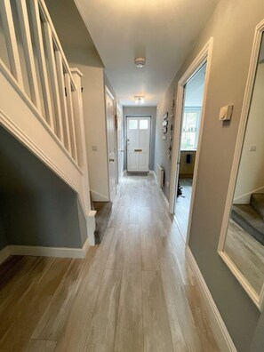 Stunning, stylish, peaceful house near Station Reviews, Deals & Photos ...