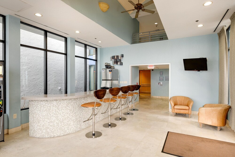 Resort View Bayside 6th Floor Studio: Sleeps 4 with Two Double Beds at ...