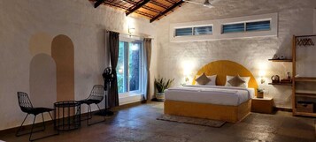 Casa | Secretária, Wi-fi grátis 