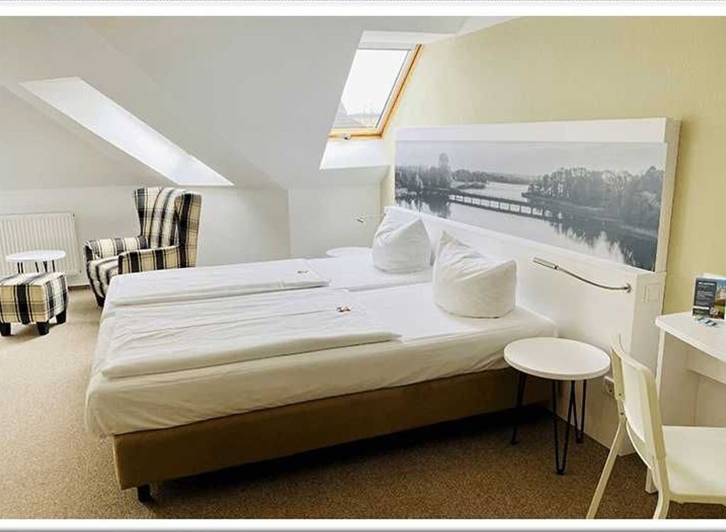Doppelzimmer Komfort - Hotel Am Schlosspark + - Güstrow