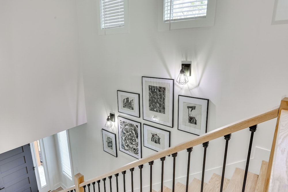 Luxe Wilmington Home: 2 Mi To Historic Downtown - Wilmington, NC