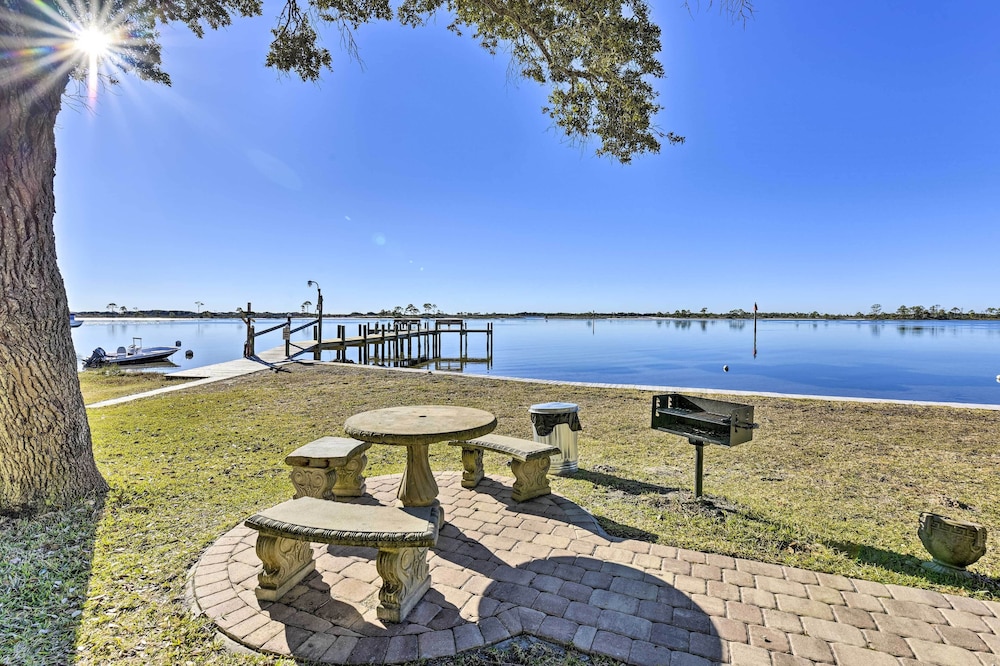 Central Mary Esther Condo 5 Mi To Okaloosa Island! - Mary Esther, FL