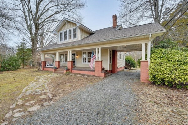 Spacious Salem-winston Home W/ Deck! - Winston-Salem, NC