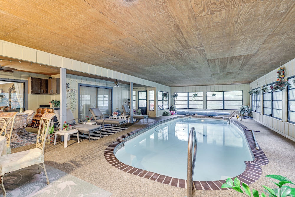 Spacious Brandon Home: 10 Mi To Downtown Tampa! - Tampa, FL