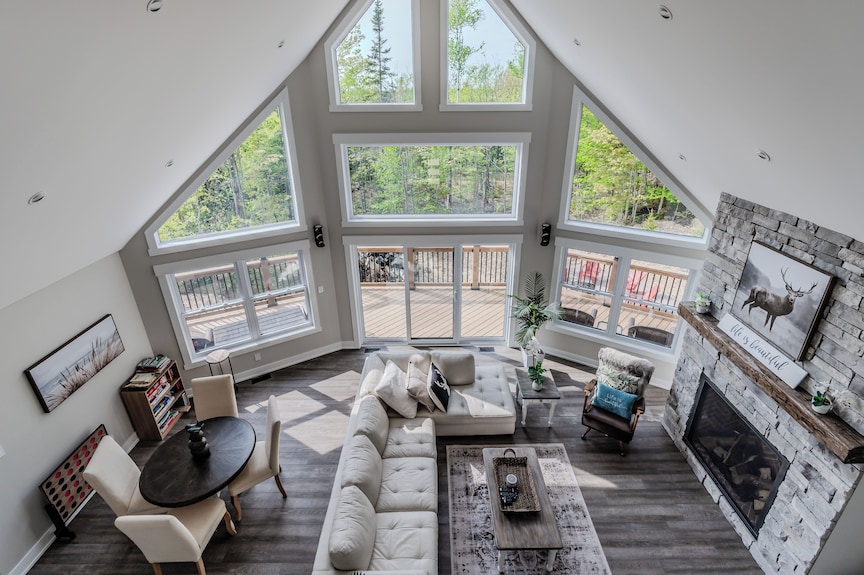 Show Stopping Retreat W/ Ac Near Beaches - Ontario