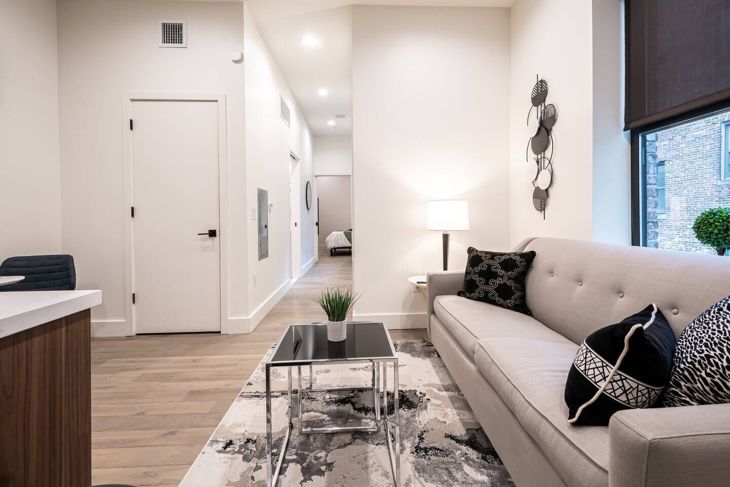 Good Vibes  1br ! Walk To Nj Penn ! 30 Min To Nyc - Newark, NJ