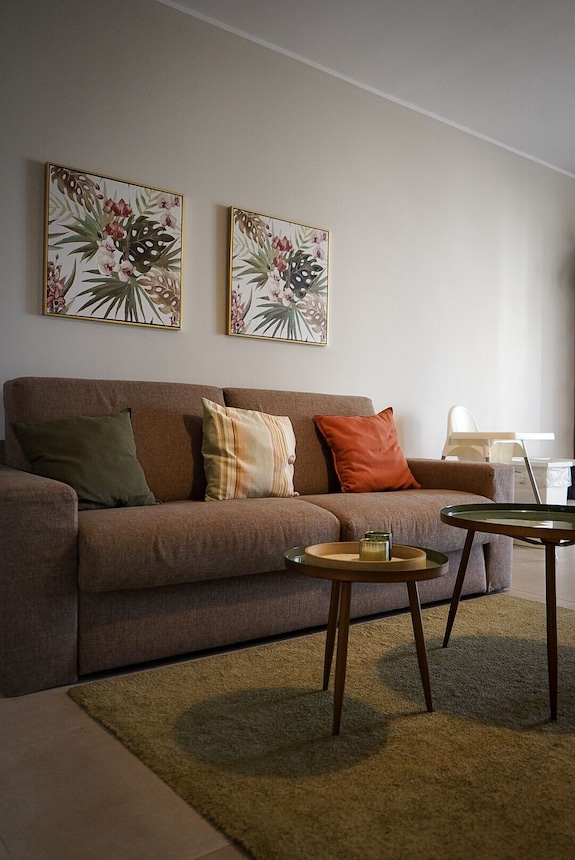 Spacious 3br Apt Central Located With Sea Views - Malta