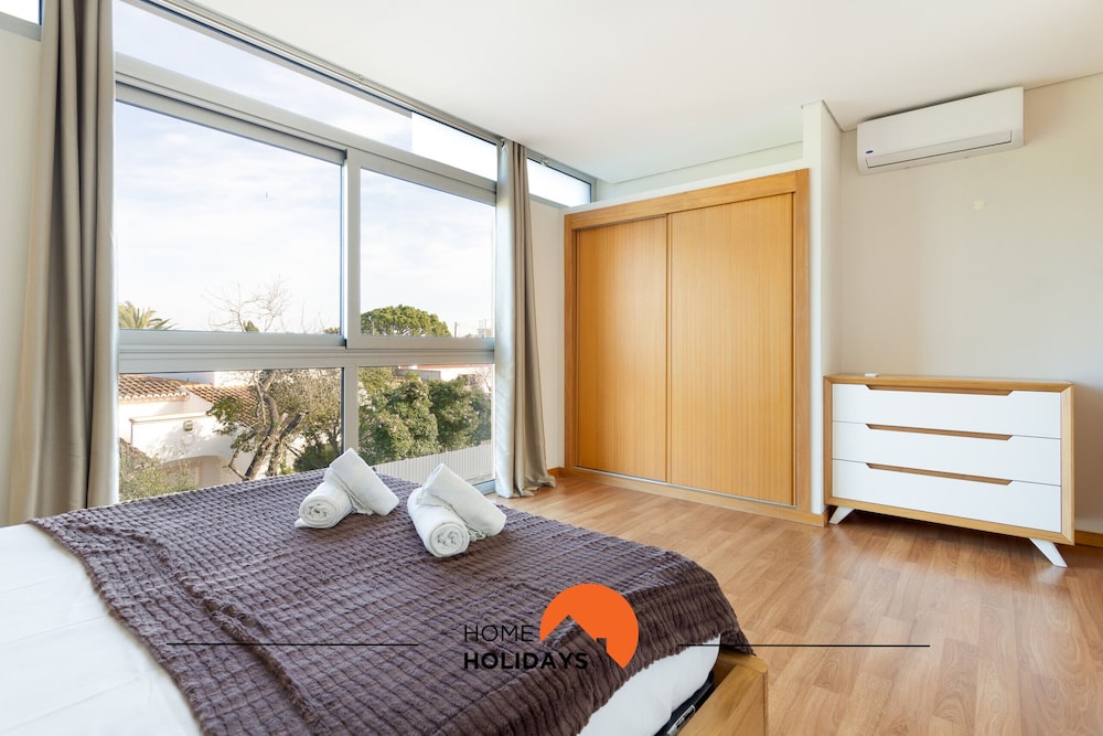 #206 Alicia's Flat By Home Holidays - Guia