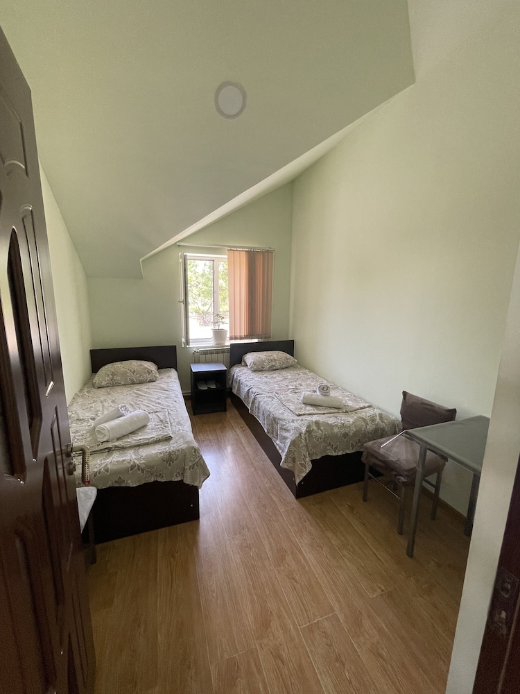 Noragyugh Guesthouse - Yerevan