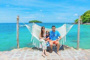 Perto da praia, praia de areia branca 