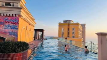 Suite-Estúdio Familiar | Piscina privativa