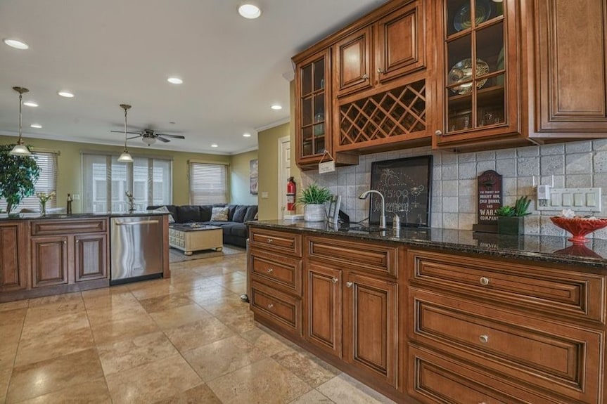 Steps From The Famous Seaside Heights Boardwalk Beach! Family-sized Townhouse.\n - Sunset Beach, NJ