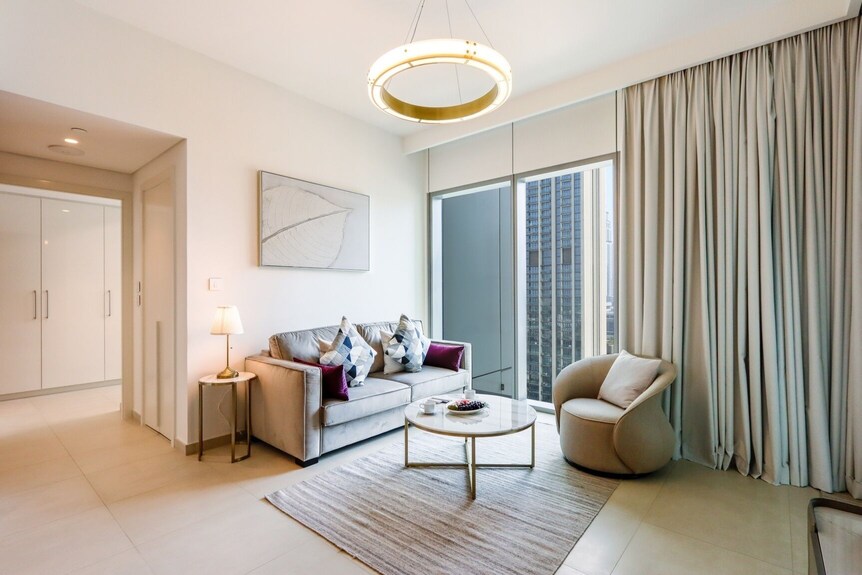 Lavish 2 Bedroom Suite With Burj Khalifa View & Direct Dubai Mall Access - Dubai Airport (DXB)