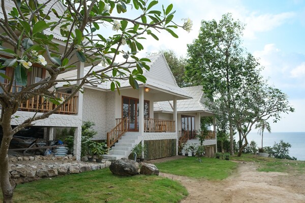 Nymph Hideout - Ko Pha-ngan