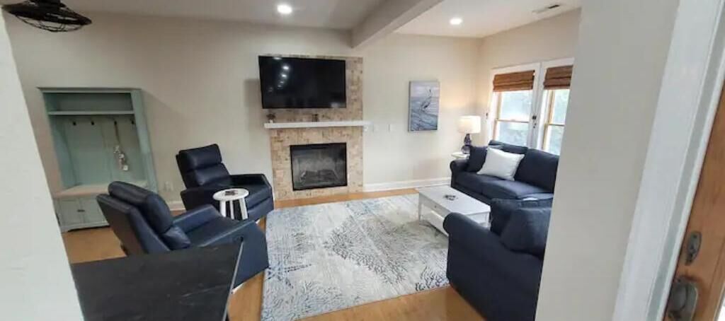 Stylish Waterfront/marina Condo - Manteo, NC