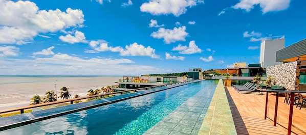 Apartamento luxo | Piscina | Piscina externa
