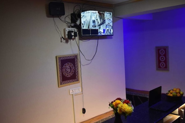 Hotel Lohaghat Regency - Lohaghat