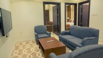 Suite-Estúdio Executiva | Sala de estar | Smart TV, Netflix, serviços de streaming, impressoras