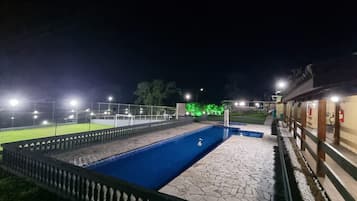 Piscina exterior