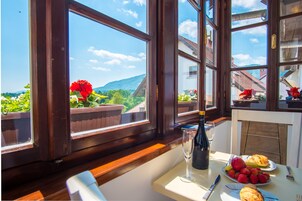 Estúdio luxo | Opções para refeição no quarto