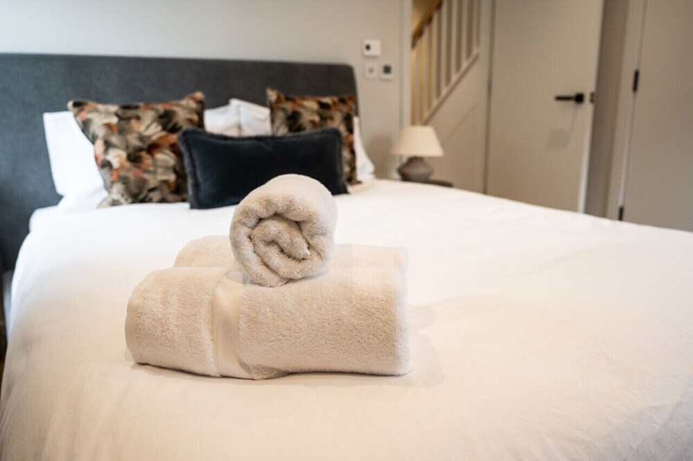 Beautiful 2 bed Fitzrovia flat set over 2 floors - London | Vrbo
