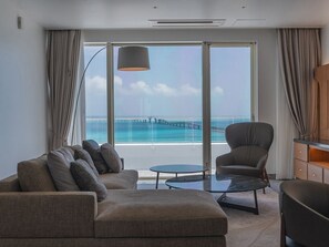 Suite Royal, não fumadores (B) | Roupa de alta qualidade, com mobília individualizada, secretária 