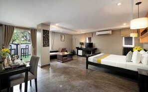 King Suite With Terrace - River/City View | Comodidade do quarto