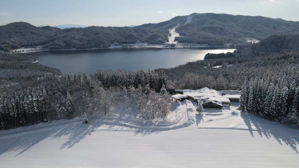 White Hotel Grand Hakuba - Omachi