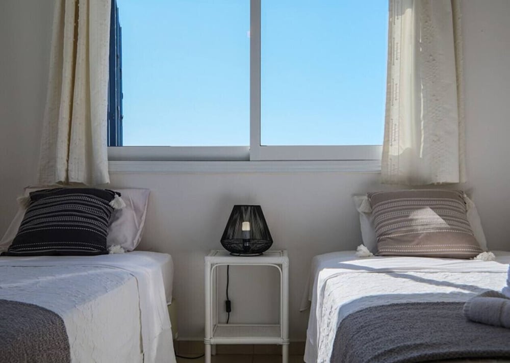 Phaedrus Living: Seaside Luxury Villa Anafi - Дериния