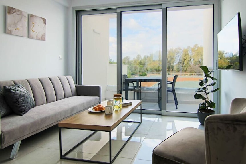 Phaedrus Living Seaside Executive Flat Harbour 204 - Pafos