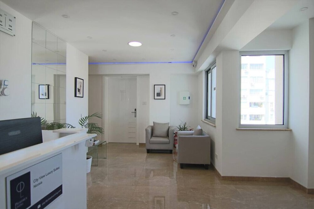 Phaedrus Living: Luxury Suite Nicosia 504 - Nicosia