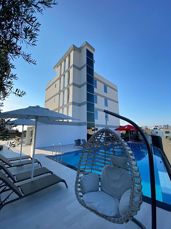 Admiro Hotel - Ksamil