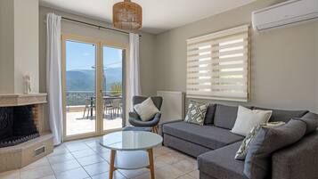 Apartamento superior, 3 quartos, vista para a baía | Vista do quarto